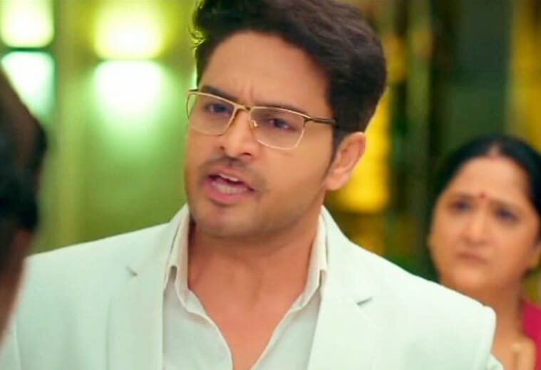 Anupama: Anuj to fly to USA with Anupama, Maya to react? - Tellyexpress