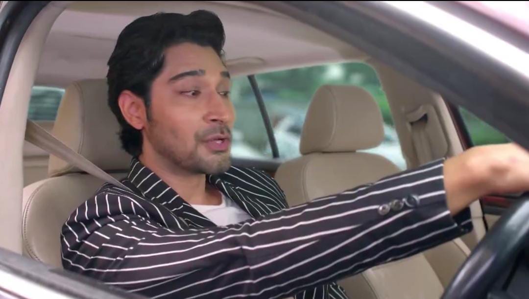 Udne Ki Asha: Monty falls in Love with Sayali, Renuka gets the Hint ...