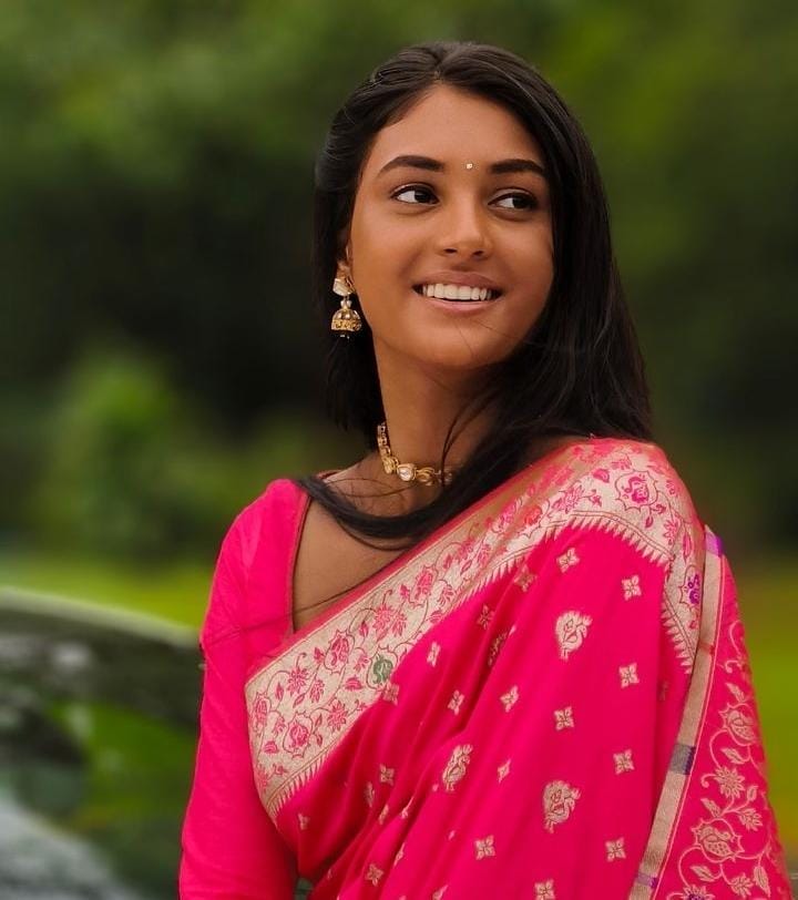 Aditi Tripathi, aka Deepika, From Star Plus Show Dil Ko Tumse Pyaar Hua ...