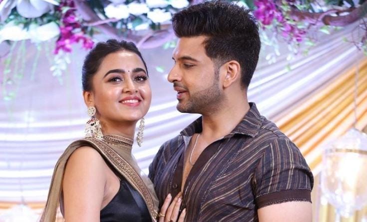 Tejasswi Prakash Gets Emotional as Karan Kundrra Praises Her Celebrity ...