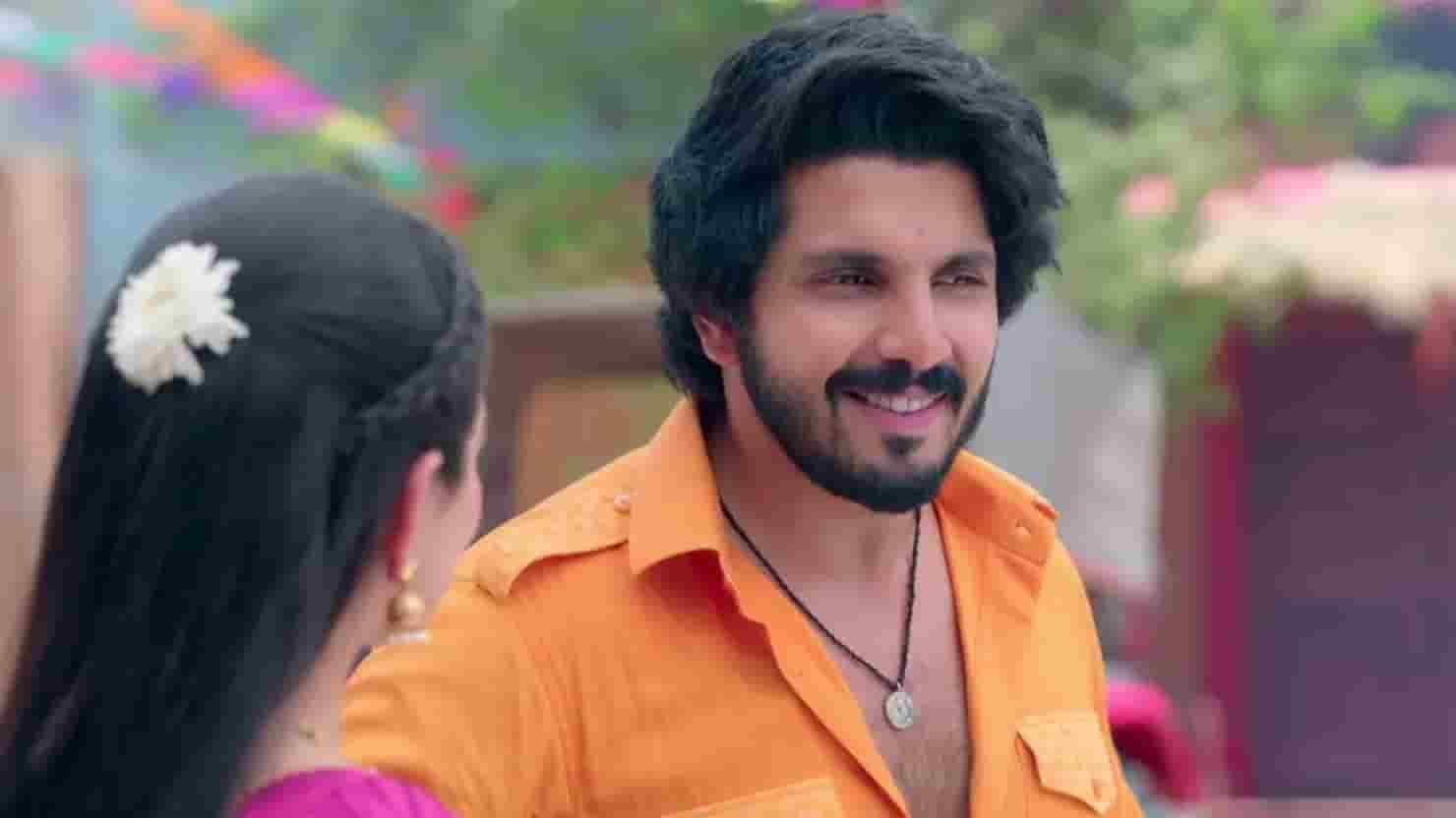 Udne Ki Aasha: Tejas's greedy runaway with teasure, Aaji blasts the truth bomb - Tellyexpress