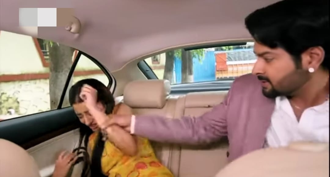 Anupama: Prarthana turns homeless, Ansh goes against Baa to safeguard ...